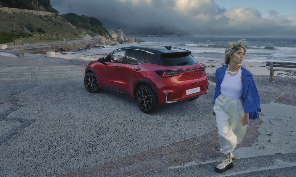 Και hot έκδοση για το Lexus LBX