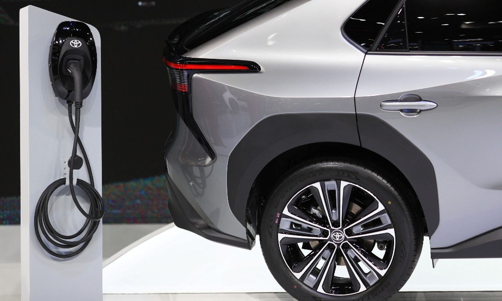 Στην ανακύκλωση μπαταριών στοχεύει η Toyota