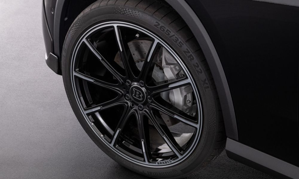 Η Brabus βελτιώνει την Mercedes-Benz GLC