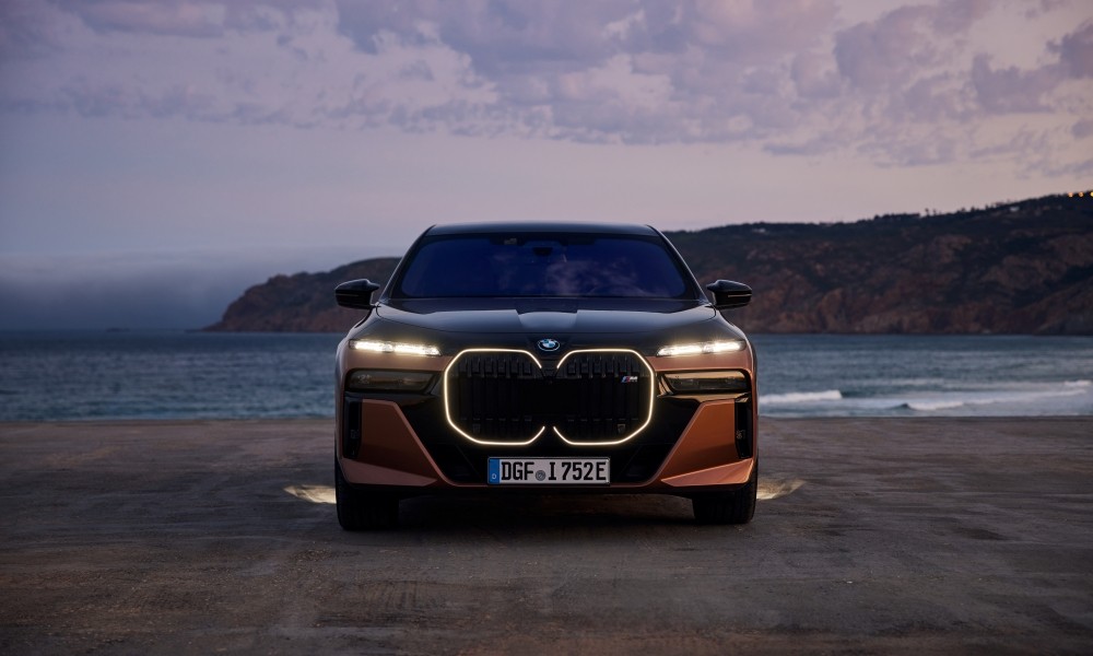 Τι συμβαίνει με την μεγάλη μάσκα της BMW;