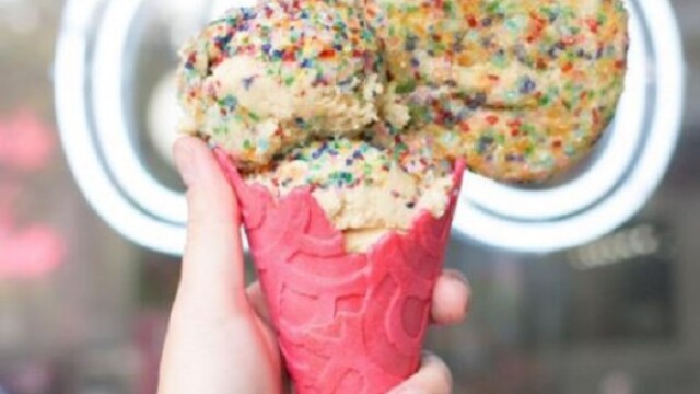 Γιατί όλοι τρώνε ωμή ζύμη για cookies;