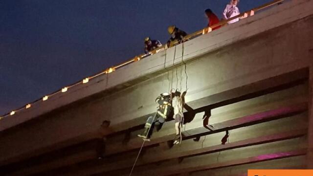 Σοκ στο Μεξικό: Έξι πτώματα βρέθηκαν κρεμασμένα σε γέφυρες
