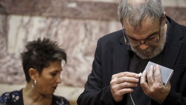 14 βουλευτές του ΣΥΡΙΖΑ καταγγέλλουν το κανάλι Star για fake news