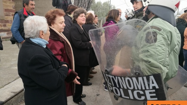 Χίος: Αντιδράσεις κατοίκων για την τοποθέτηση νέων οικίσκων στο hot ...