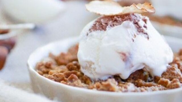 Apple crumble