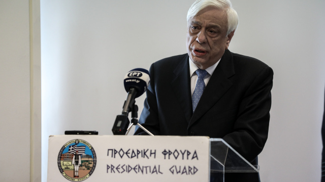 Νέο βιβλίο του Προκόπη Παυλόπουλου για την επιστημονική εξέλιξη από ...