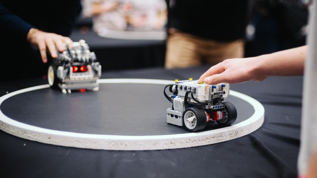 Robotex: Το μεγαλύτερο festival ρομποτικής του πλανήτη για πρώτη φορά ...