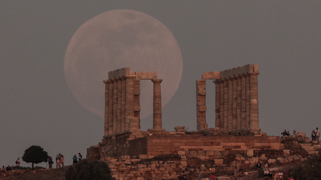 Πανσέληνος Αυγούστου 2022: Ανοιχτοί 105 αρχαιολογικοί χώροι και μνημεία ...