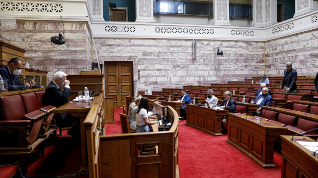 Βουλή: Συνεδριάζει η επιτροπή Θεσμών και Διαφάνειας για τον διορισμό ...