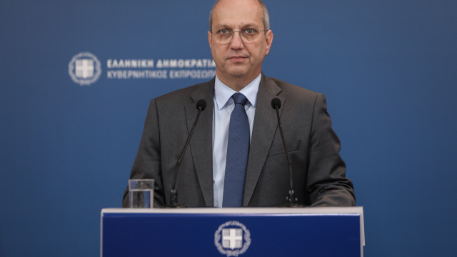 Γιάννης Οικονόμου: Στόχος να αποπροσανατολιστεί η κοινή γνώμη από την ...