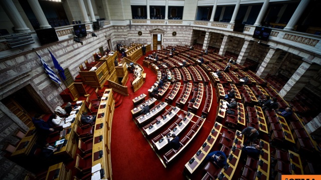 Βουλή: ΝΔ και ΠΑΣΟΚ ψηφίζουν την τροπολογία «μπλόκο» στον Κασιδιάρη ...