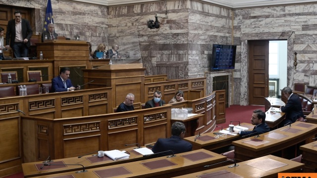 Τραγωδία στα Τέμπη: Ψηφίζουν τα μέτρα στήριξης ΣΥΡΙΖΑ, ΠΑΣΟΚ και Ελ. Λύση