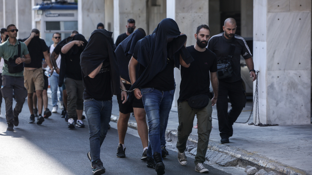Νέα Φιλαδέλφεια: Απολογούνται στον ανακριτή για τη δολοφονία του Μιχάλη ...