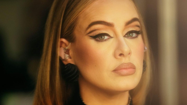 Η Adele αλλάζει καριέρα και μπαίνει στο χώρο της ομορφιάς