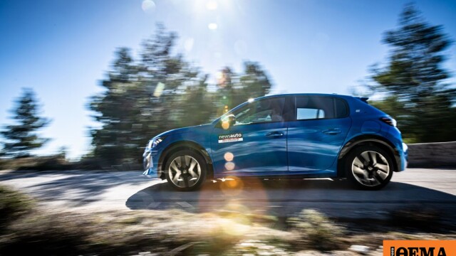 Δοκιμάζουμε το νέο Peugeot E-208 156 PS