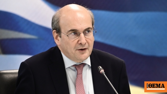 Χατζηδάκης: Η χώρα θα εξοικονομήσει 850 εκατ. ευρω από τόκους την ...