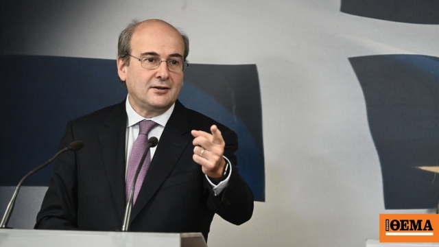 Κωστής Χατζηδάκης: Στη Γάνδη για Eurogroup και Ecofin