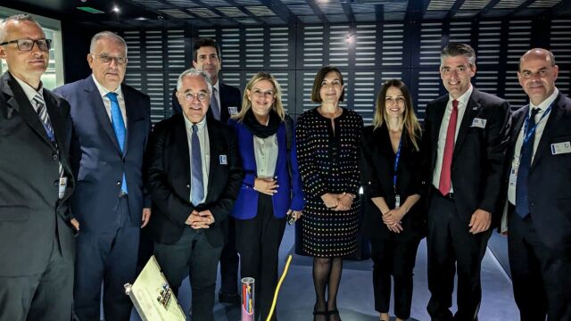 Στις εγκαταστάσεις του CERN o Θεοδωρικάκος: Η Ελλάδα στηρίζει την ...