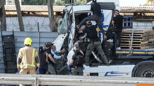 Ισραήλ: 1 νεκρός και 32 τραυματίες από το φορτηγό που έπεσε πάνω σε ...