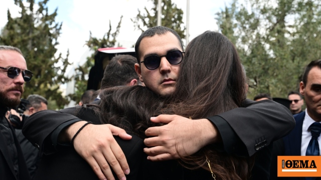 Το αντίο του Χρίστου Κούγια στον πατέρα του μετά την κηδεία - «Σήμερα ...