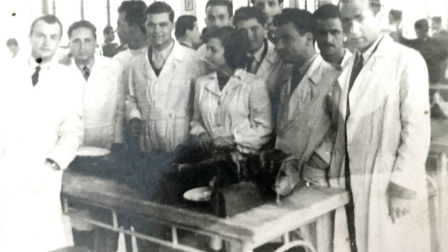 Η Ιφιγένεια τίμησε τη μαμά της, γιατρό στη Ζάκυνθο σε μια ...