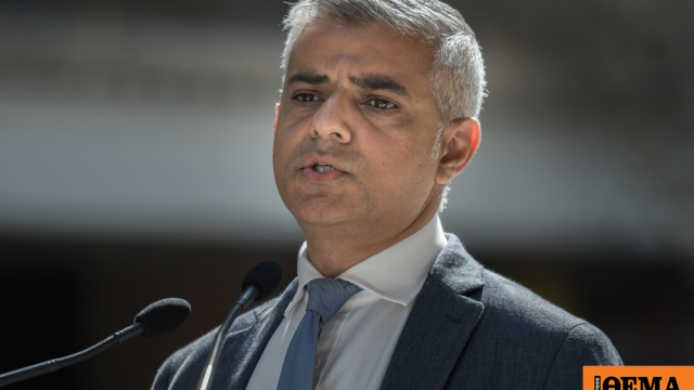 Σαντίκ Καν: Να βρεθεί τρόπος το Λονδίνο και η Αθήνα να μοιράζονται ...