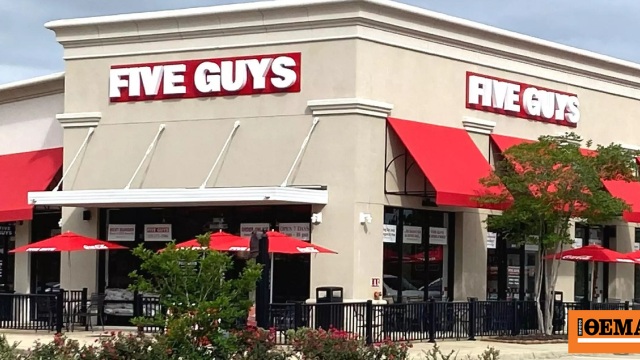 H Monterock εξαγόρασε το franchise της αλυσίδας fast food Five Guys