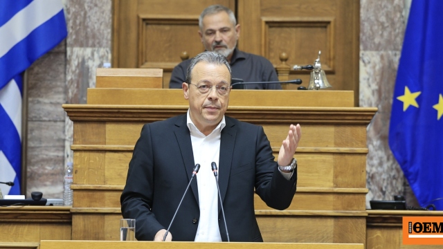 Φάμελλος: Η πρώτη ομιλία του στην ΚΟ του ΣΥΡΙΖΑ - «Φωτογράφισε» Ράμμο ...