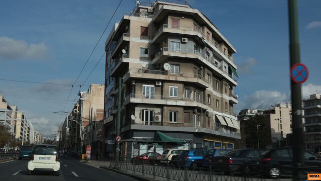 «37 Ιστορίες Αθηναϊκών Πολυκατοικιών»: Όταν μιλούν τα κτίρια που ...