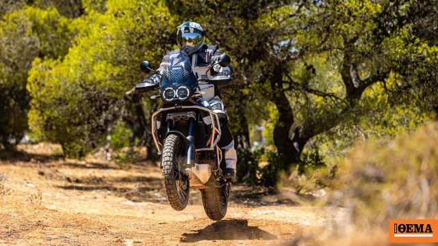 Από το ράλι Ντακάρ στην Αθήνα: Δοκιμάζουμε την Ducati DesertX RR22!