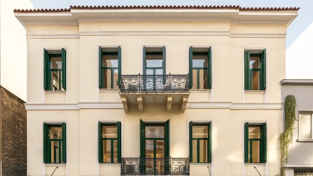 Πήγαμε στο πρώτο co-working space στο κέντρο της Αθήνας που προσφέρει ...