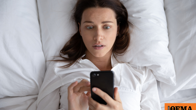 Doomscrolling και ενημέρωση - Τι γίνεται όταν οι ειδήσεις μας προκαλούν άγχος;