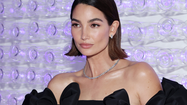 Bell-Bottom Bob: Ο πιο εύκολος και κομψός τρόπος να χτενίσουμε τα καρέ ...