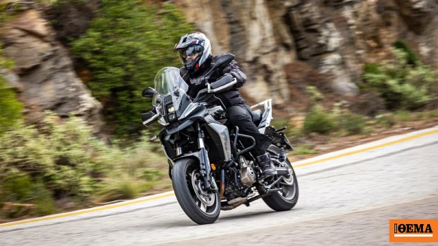 Δοκιμάζουμε την QJMotor SRT 700S - Σε τιμή έκπληξη για την Ελλάδα